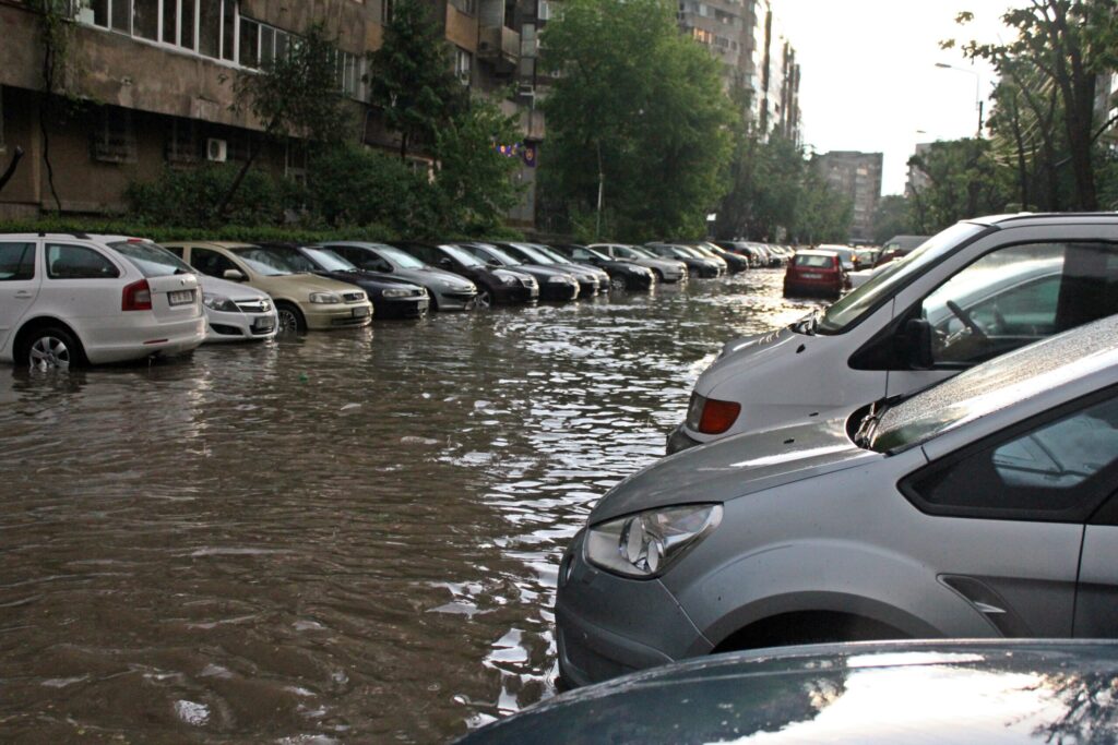 Ciclonul Barbara ajunge în România. Ce avertizează meteorologii și care ...