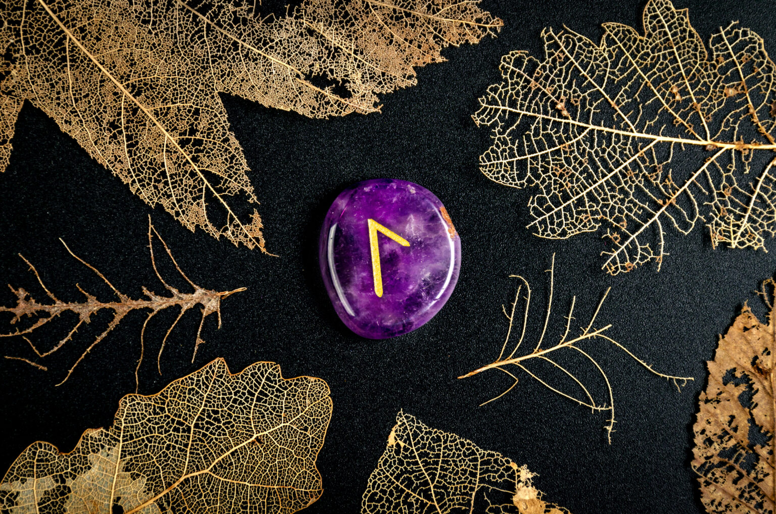 Horoscop rune Mihai Voropchievici 8-14 decembrie 2025 - livetext.ro